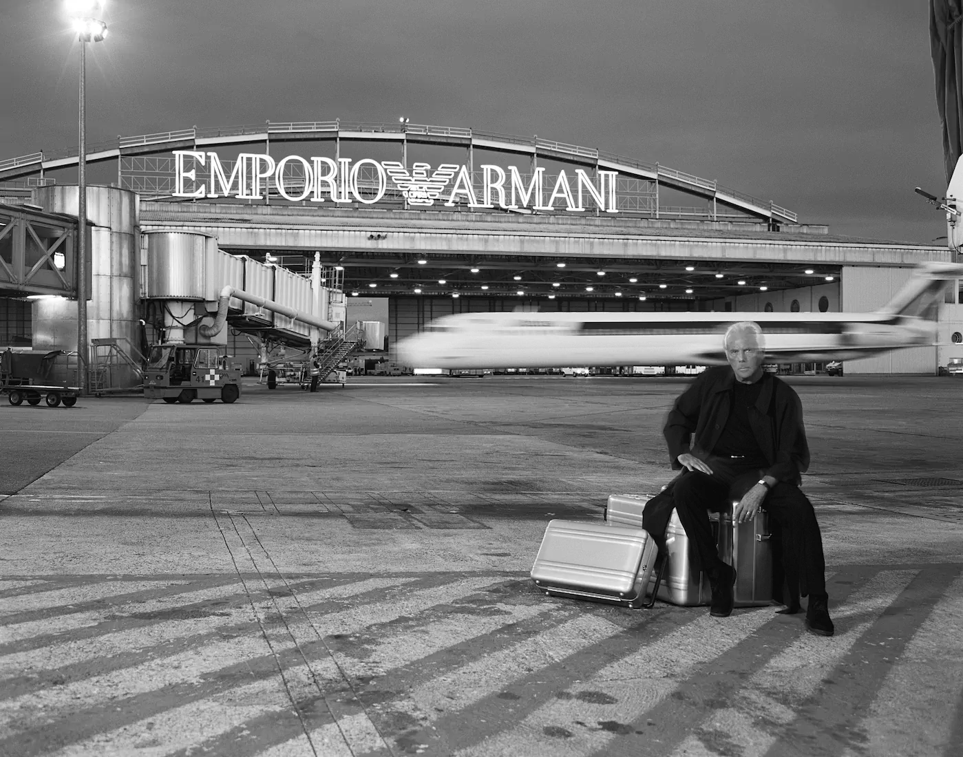 Giorgio Armani biography: The master of Italian elegance who ...
